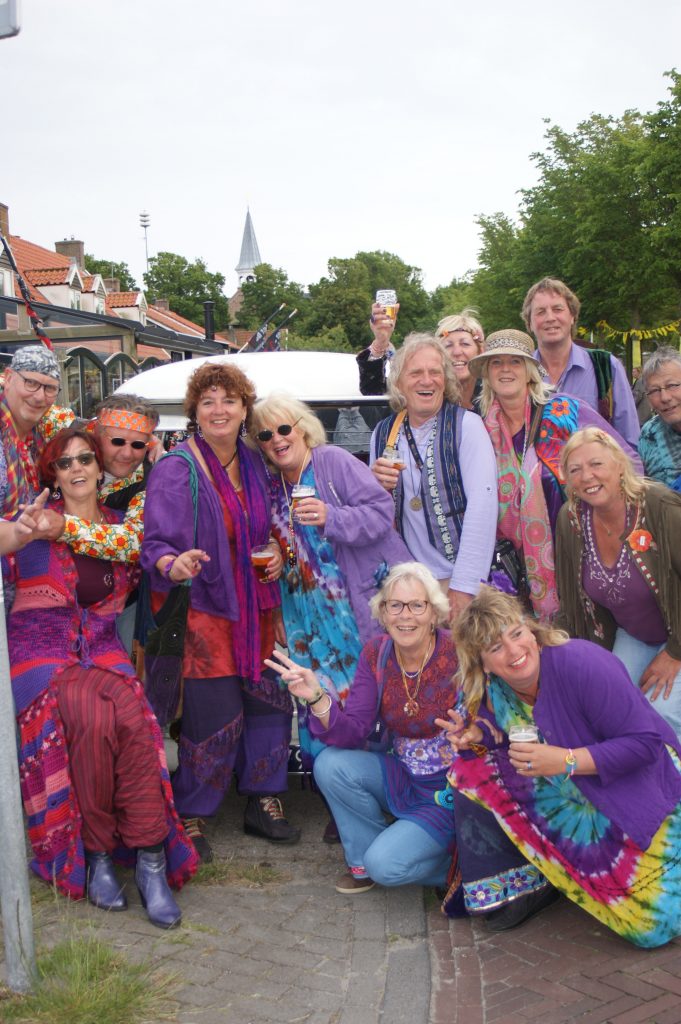 foto’s Oerol – Het Flowerpowerkoor Heerenveen